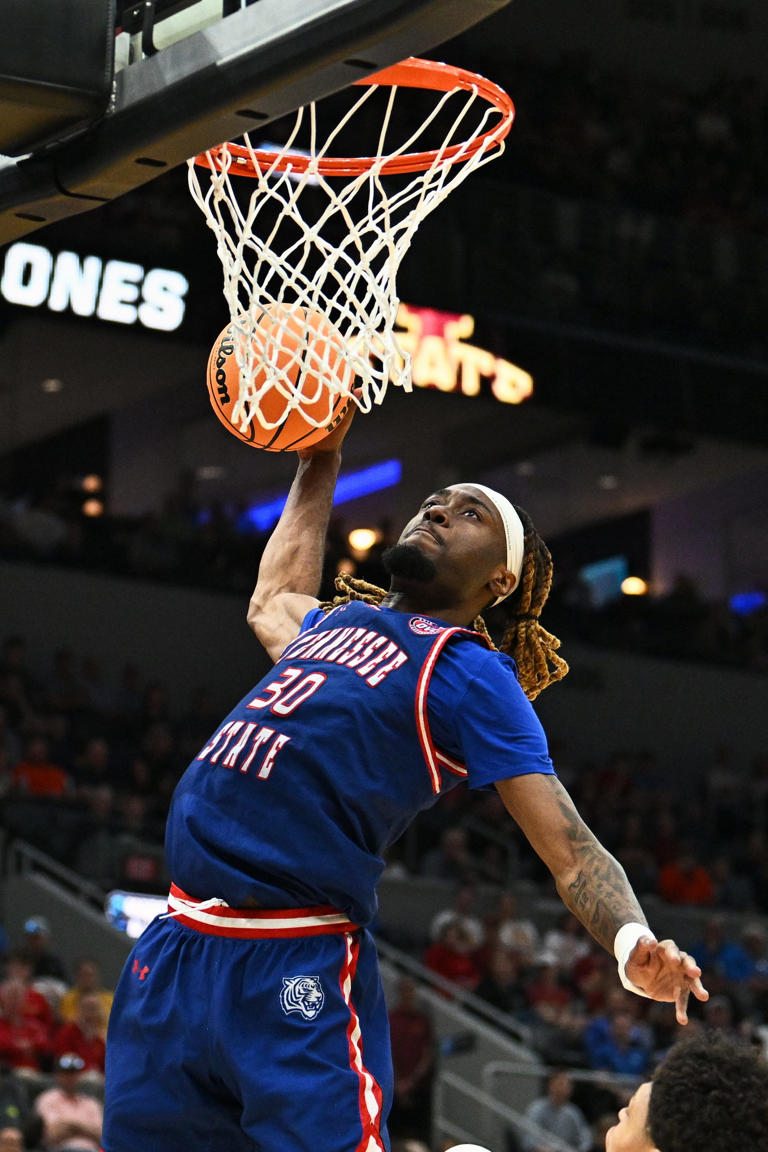 Worcester's Aaron Nkrumah invited to NBA G League Elite Camp
