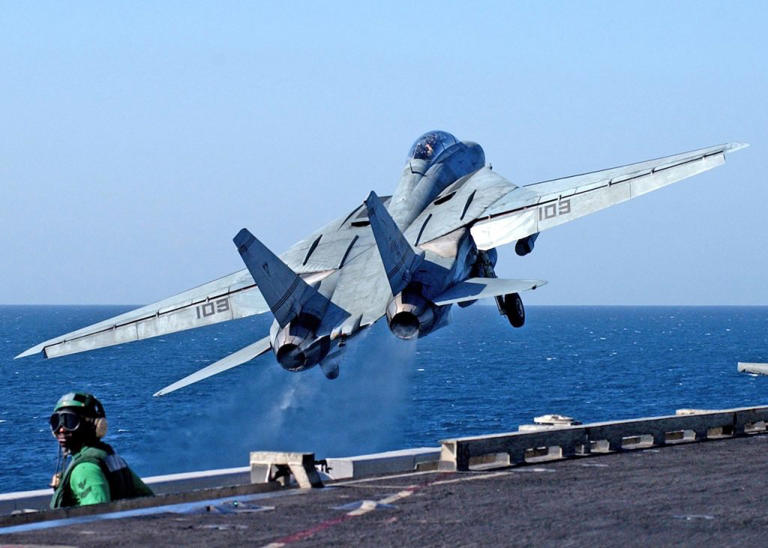 Congress' "Maverick Act" could bring a US Navy F-14D Tomcat back to flight