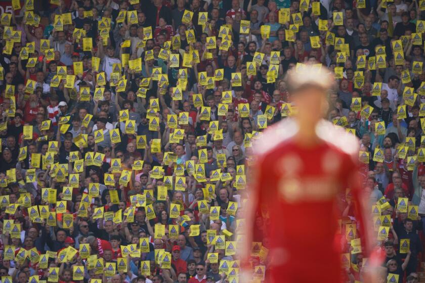 Liverpool reduce planes de subir precios de entradas tras protestas de ...