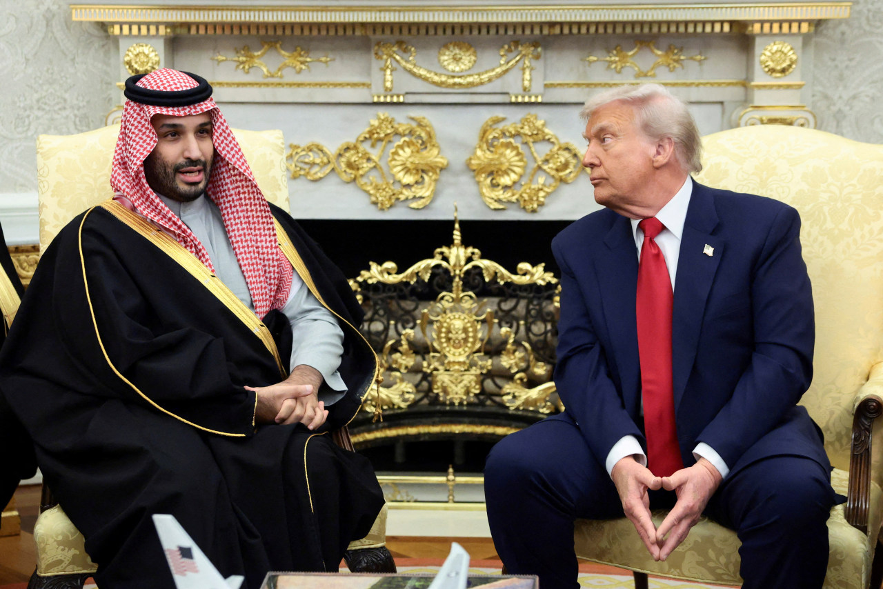Saudi Arabia, Kuwait lift curbs on US military access to bases, airspace