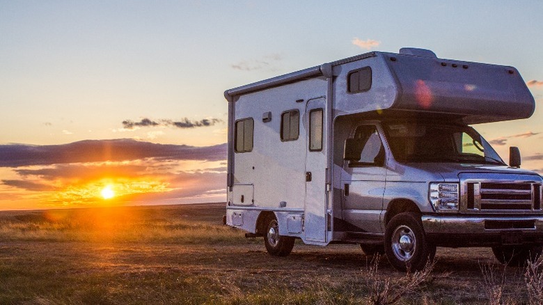 5 apps for finding the best camping spots