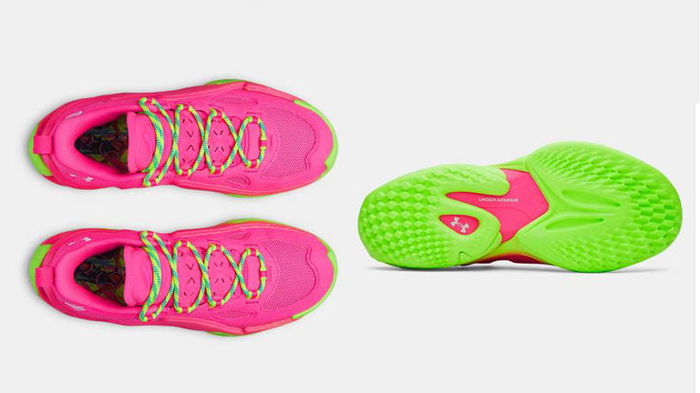 Under Armour slashes prices on Stephen Curry's sneakers