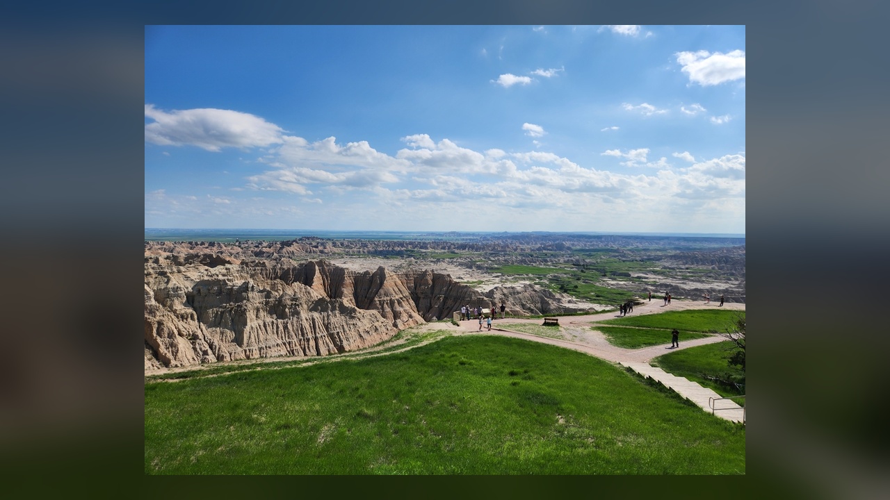 Striped buttes, prairie winds, and buried rhinos: South Dakota’s ...