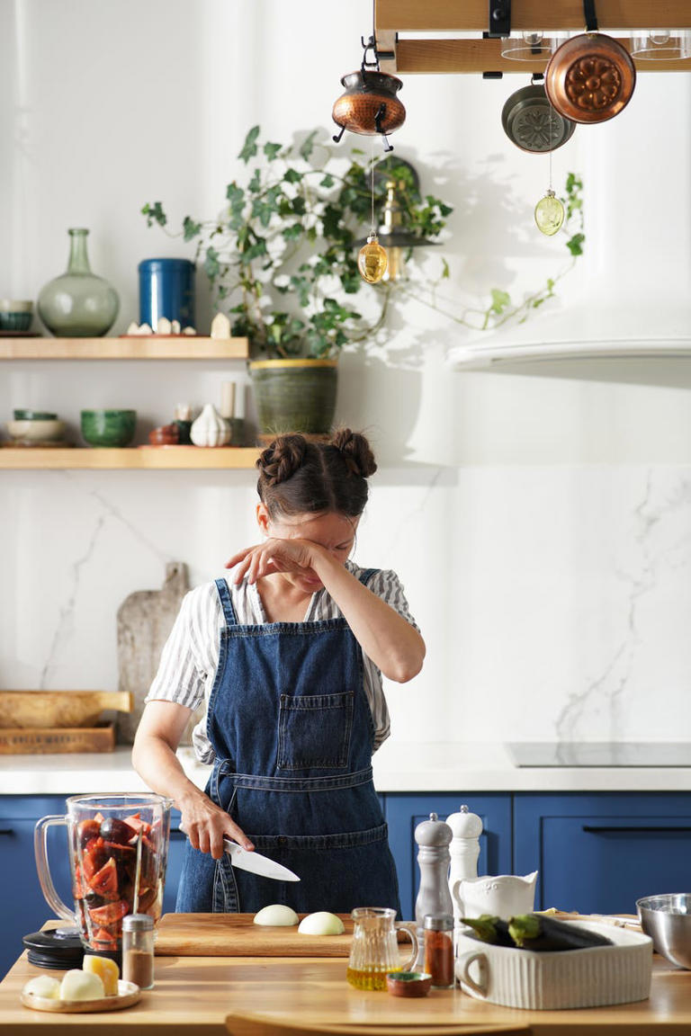 I'm a pro cook and I never serve raw onions without doing this first