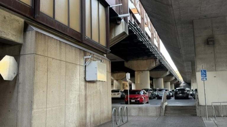 BART to hold its first-ever prom, and you're invited