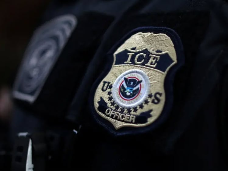 Rep. Grijalva makes surprise visit to ICE processing site in Florence