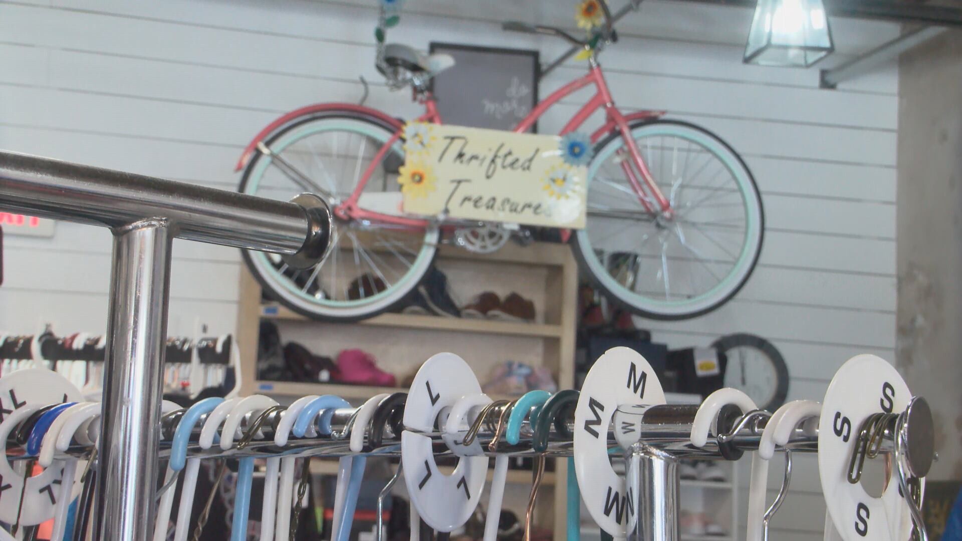 Small business, big impact: Gunter thrift store funds scholarships for ...