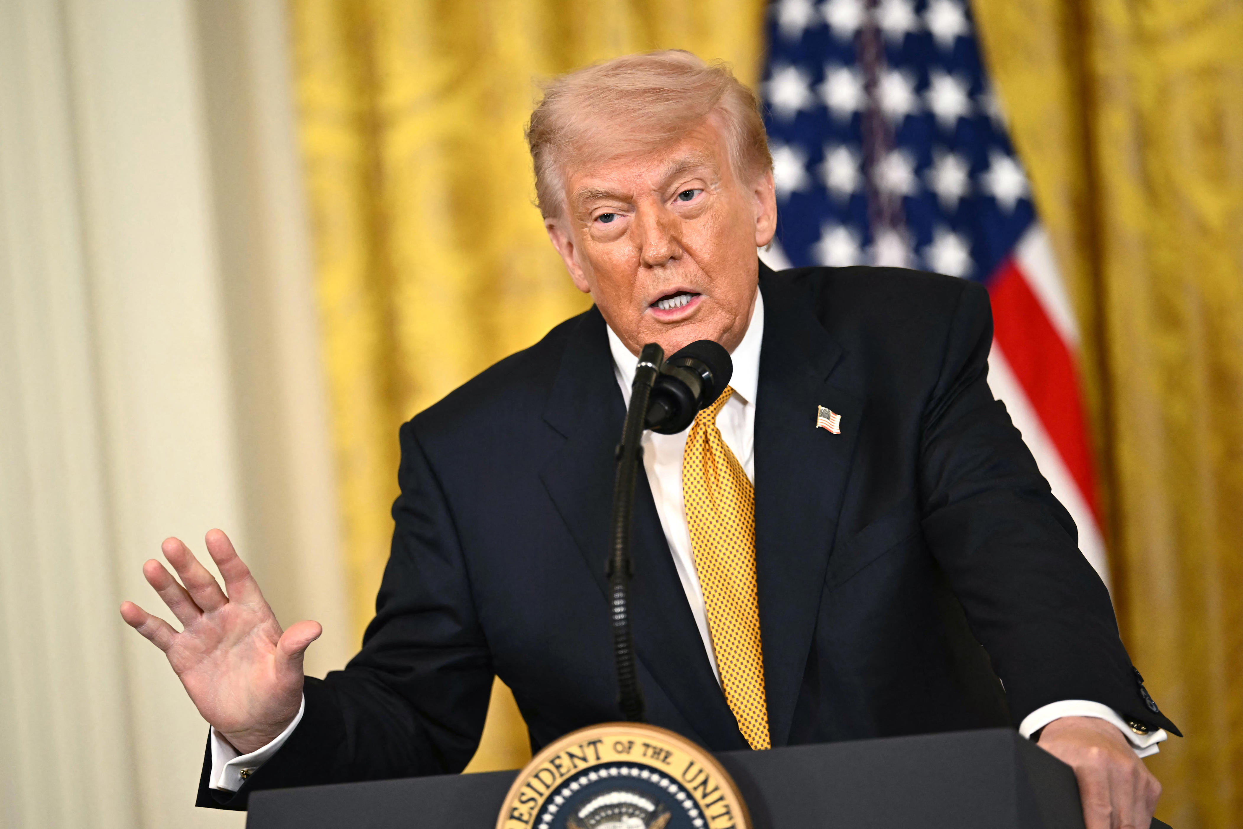 US military says it carries out retaliatory strikes against Iran