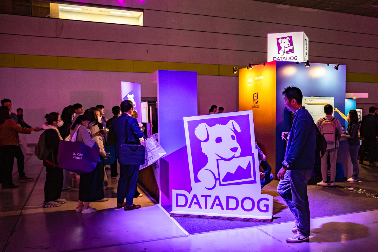 Software shines with booming earnings season thundering along