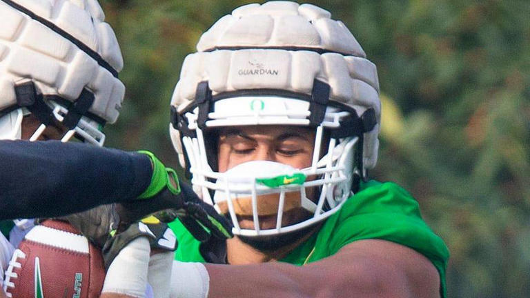 Four-star recruit Malakai Taufoou makes splash at Bay Area showcase
