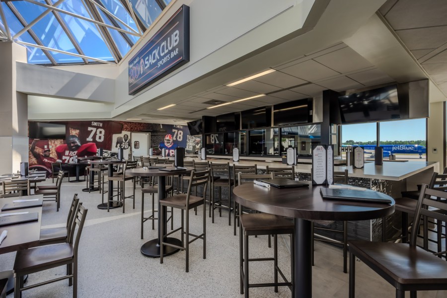 Bruce Smith’s 200 Sack Club Bar & Grill now open at ORF