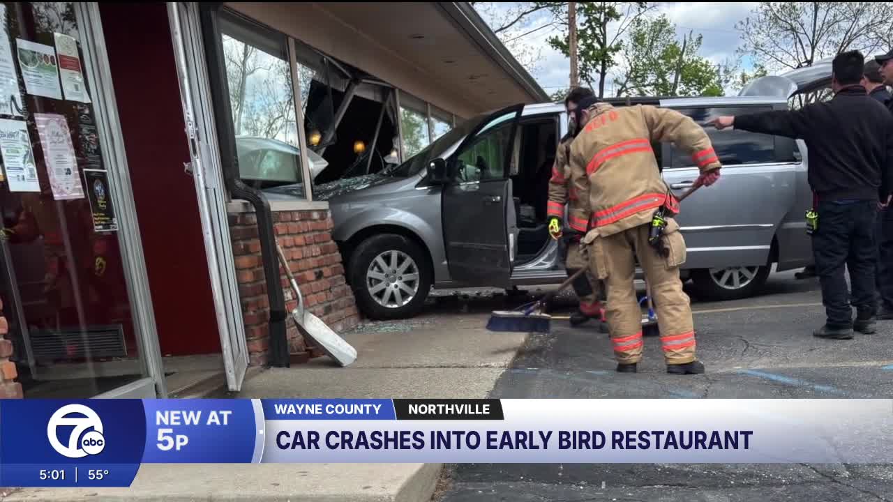 Car crashes into Northville's Early Bird restaurant