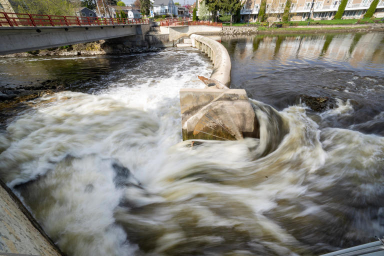 Grafton officials draft plans to fix dam failure along Milwaukee River