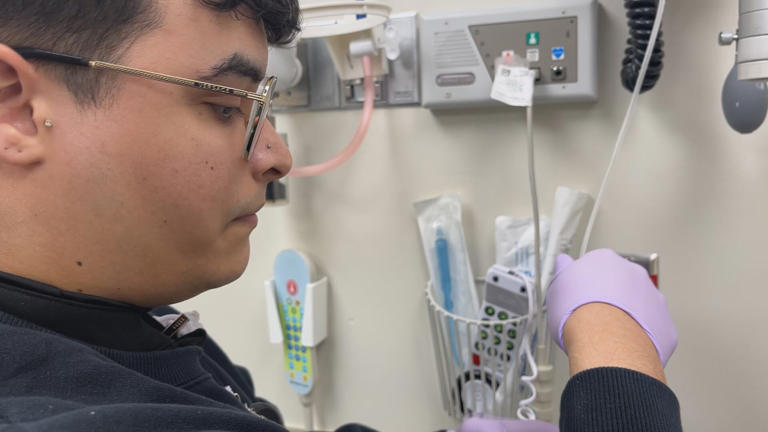 Singing River nursing residency program builds next generation of nurses