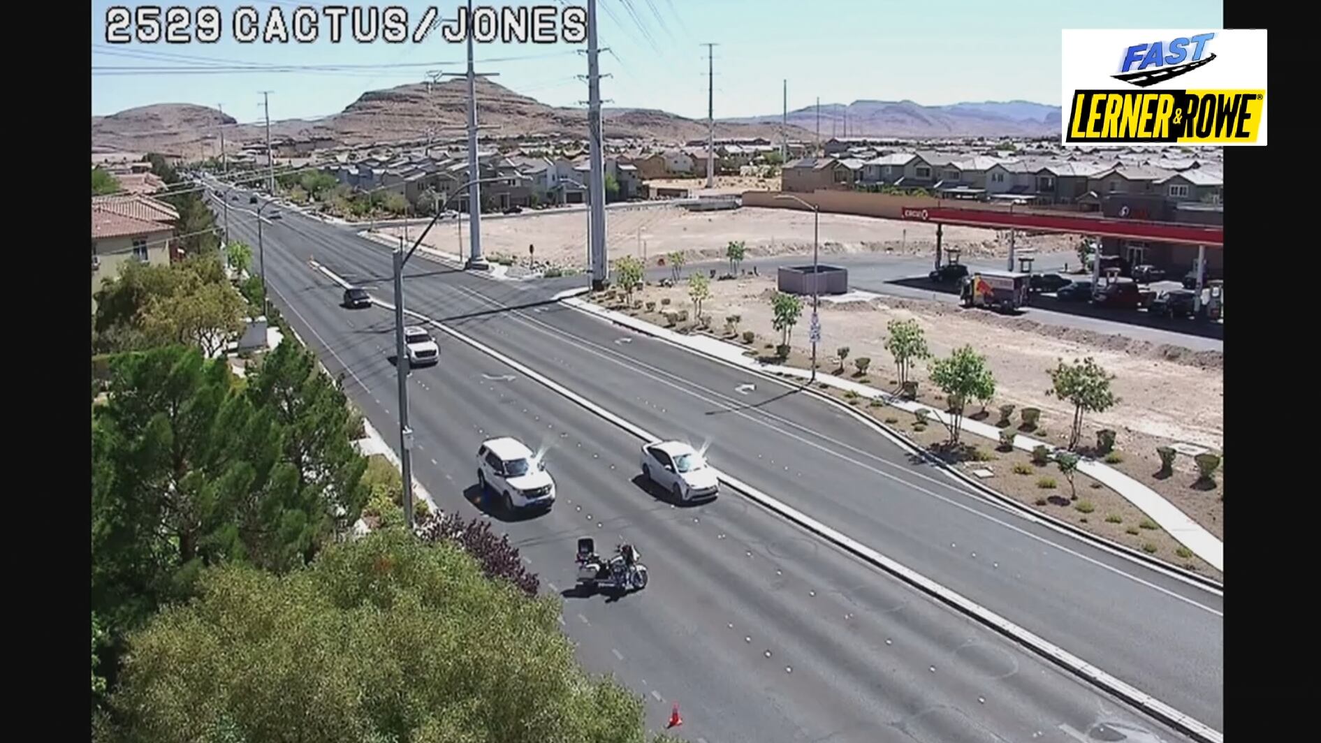 Las Vegas hit-and-run injures teen near Cactus and Jones