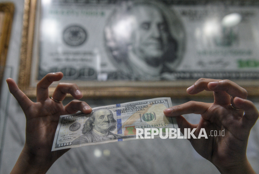 Mismatch kurs dolar