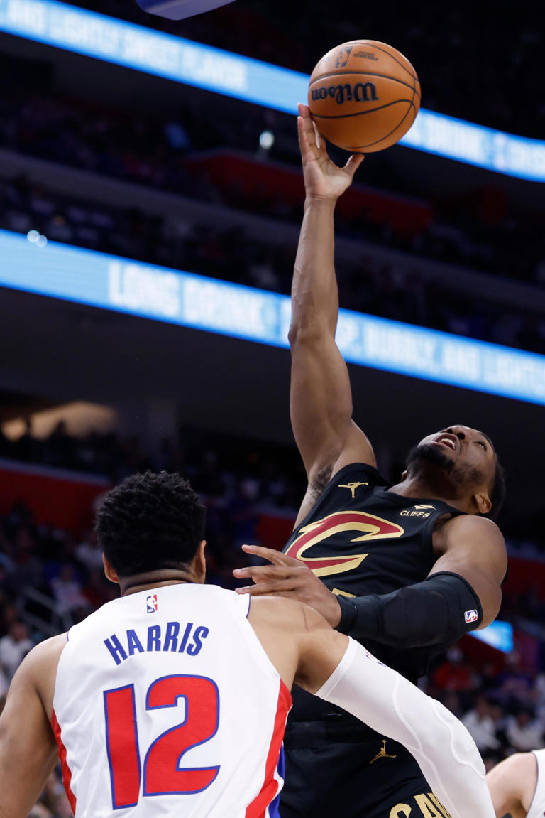 Cavs score last night. Pistons pull away again, win Game 2