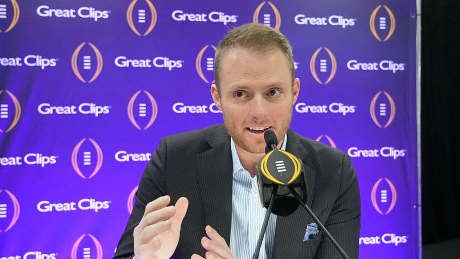 Greg McElroy names the best wide receiver in college football right now