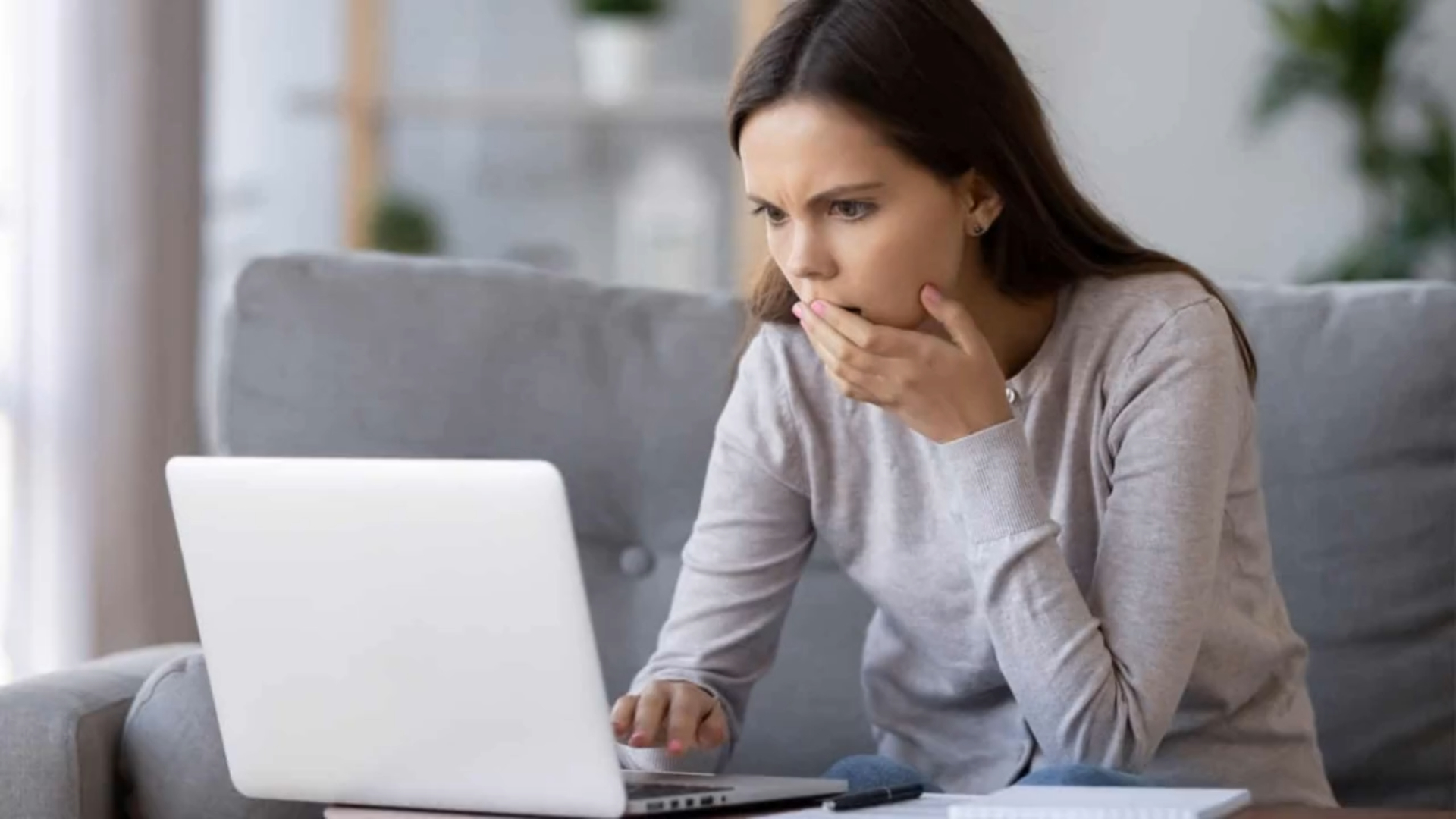 11 personal details you should never share with an AI answer engine