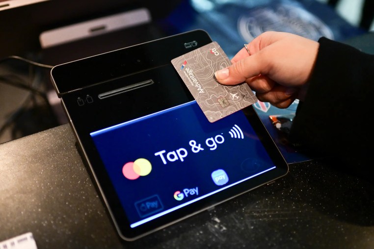 Top White House economist pushes weird brag: 'Credit card spending is ...