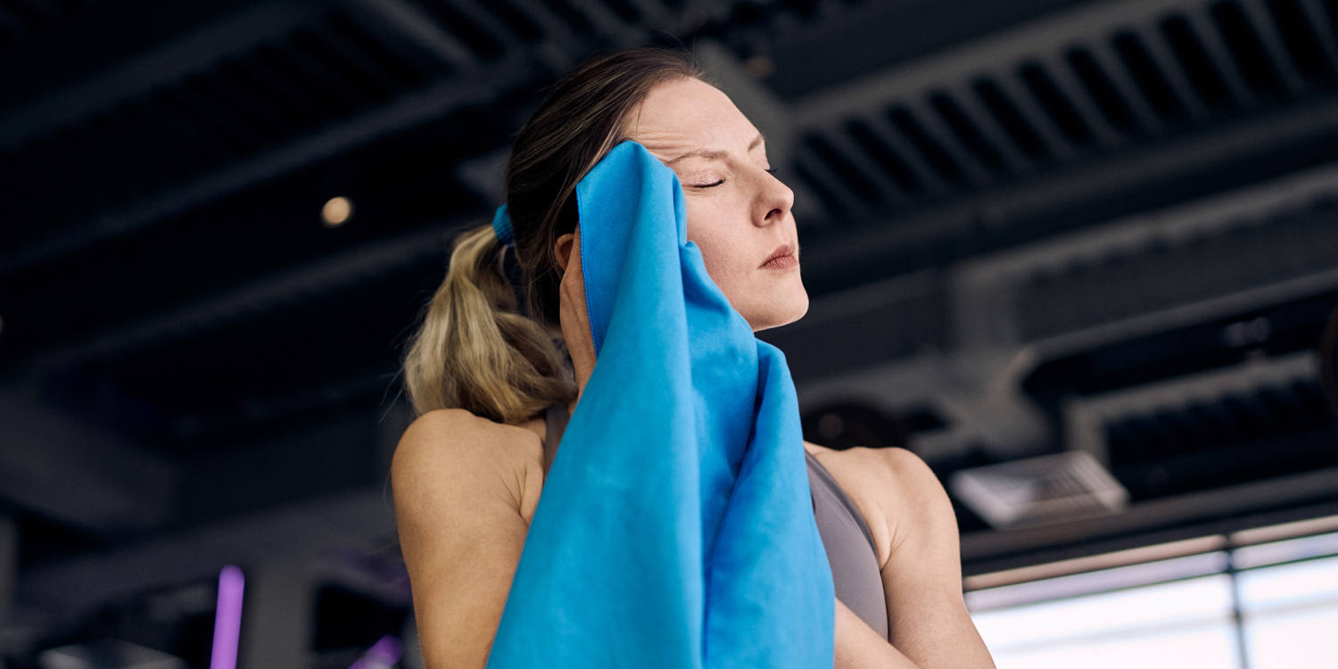 Cooling towels might lower your body temperature even better than fans ...
