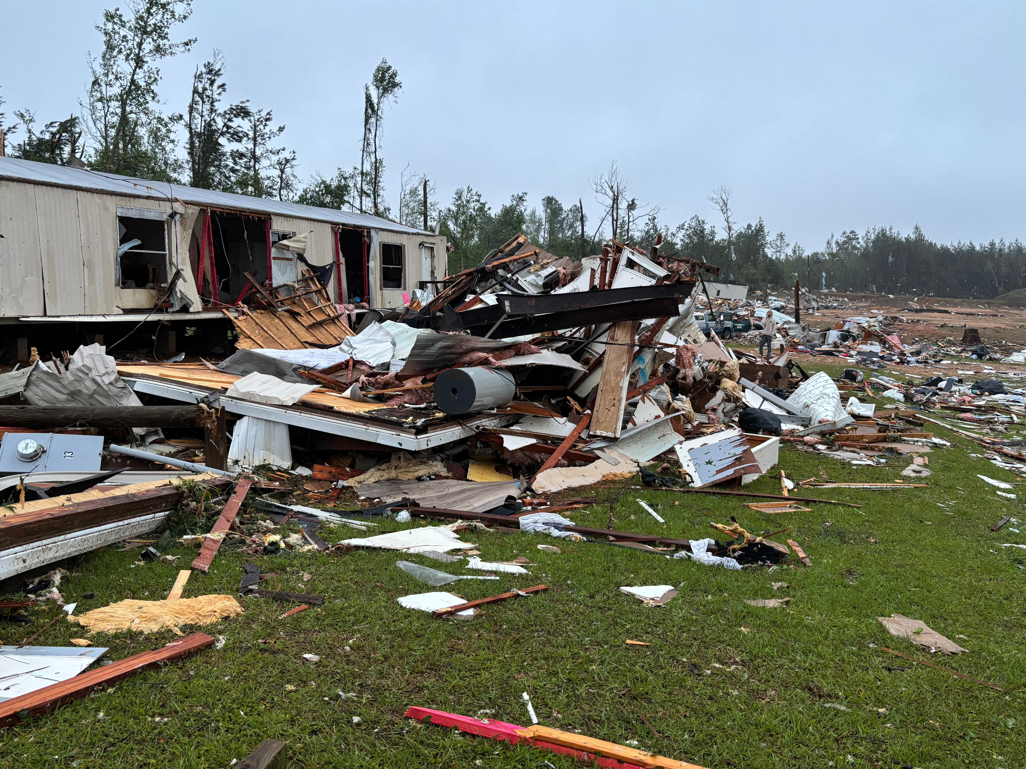 17 injured after severe storms swept through Mississippi, governor says