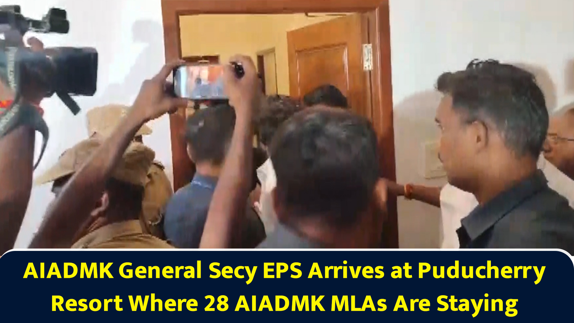 AIADMK General Secy EPS Arrives at Puducherry Resort Where 28 AIADMK ...