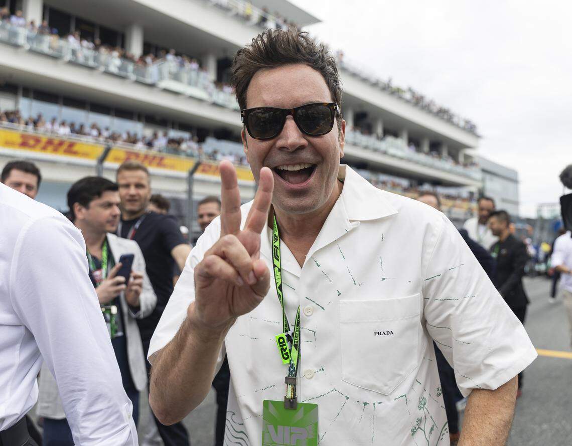 Jimmy Fallon addresses that viral mic moment at F1 Miami