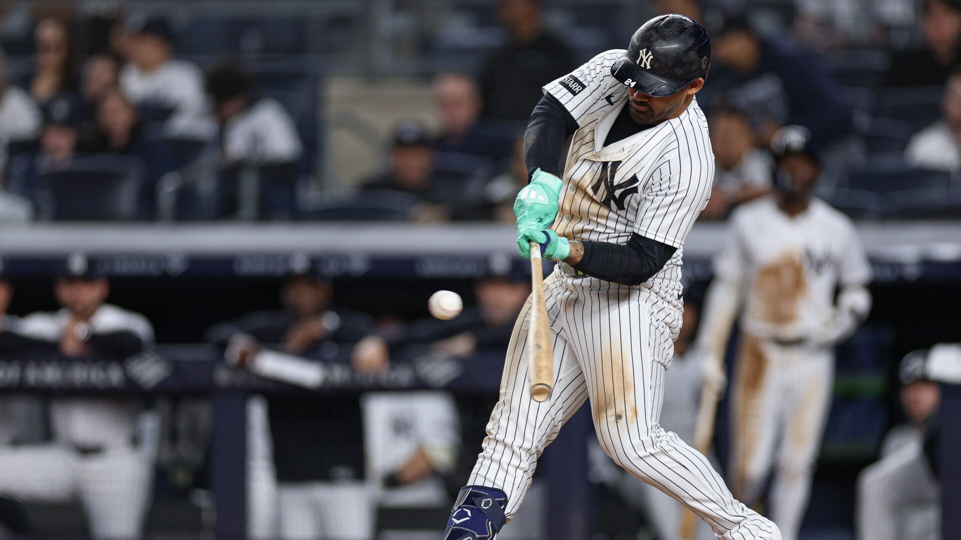 Yankees’ Jasson Domínguez has left shoulder sprain after crashing into ...
