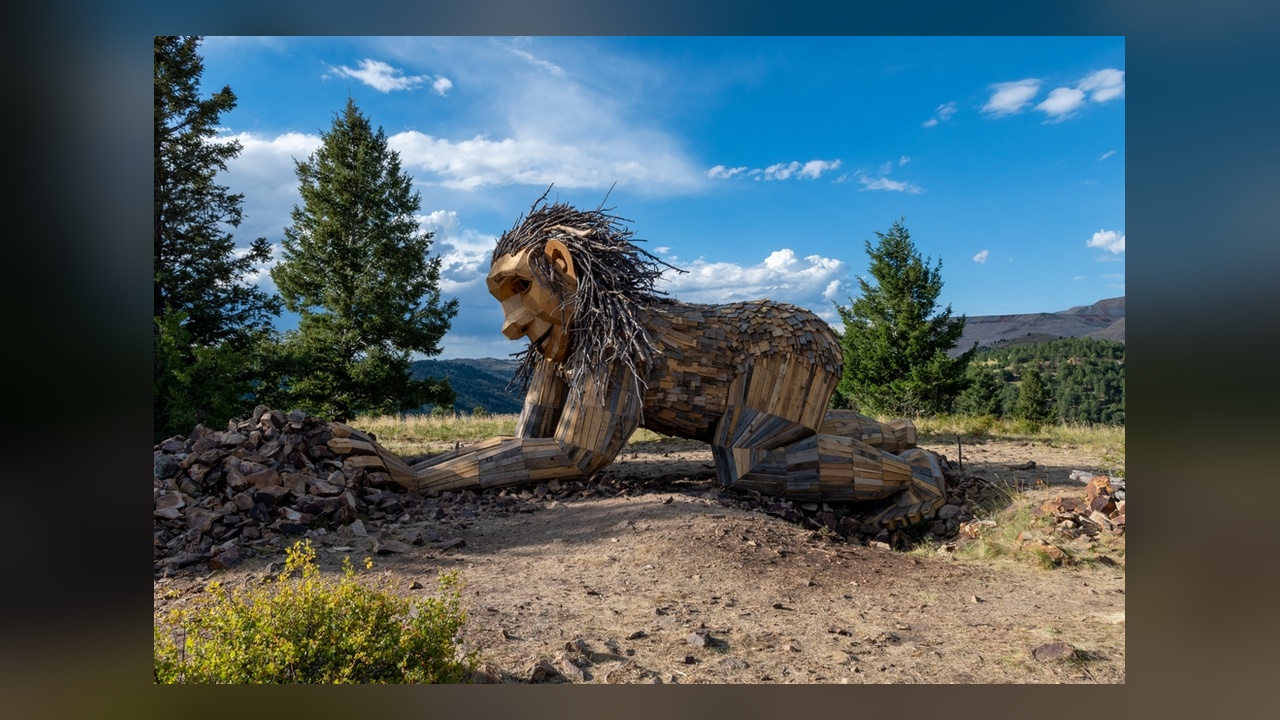 Meet Rita: the 21-foot recycled wood troll guarding a ghost town near ...