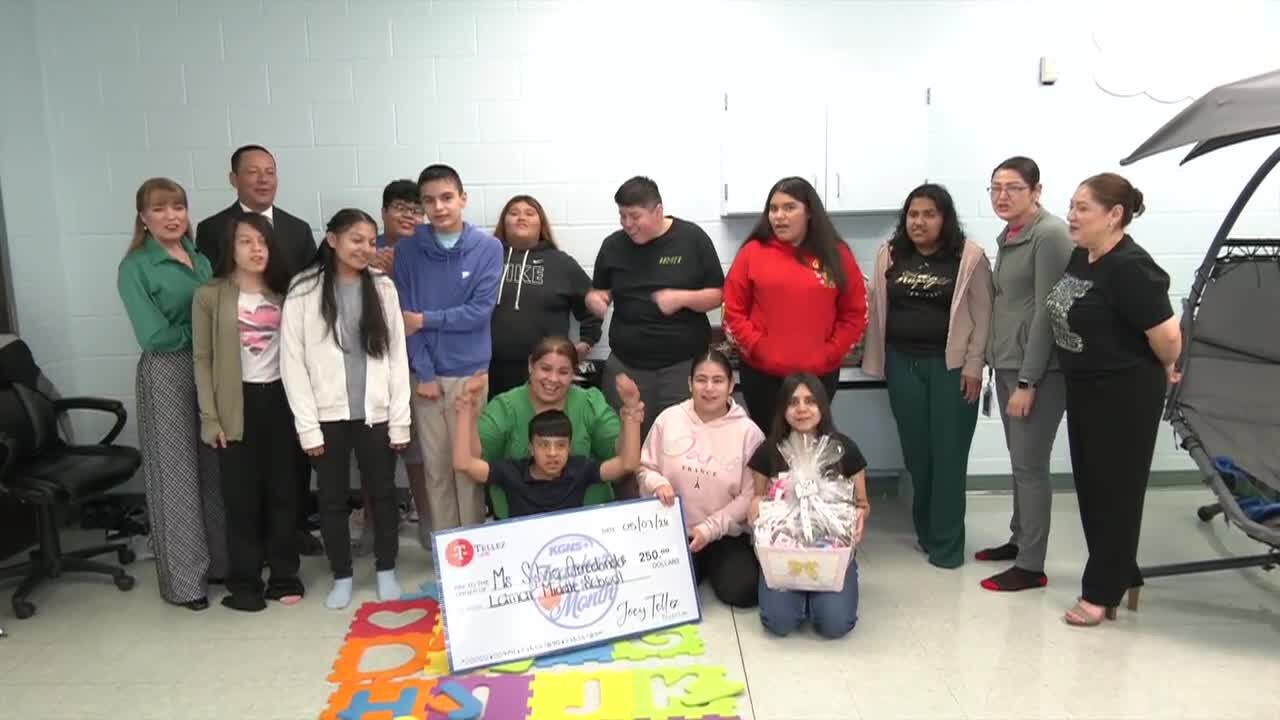 Lamar Middle School special ed teacher named 'Teacher of the Month'