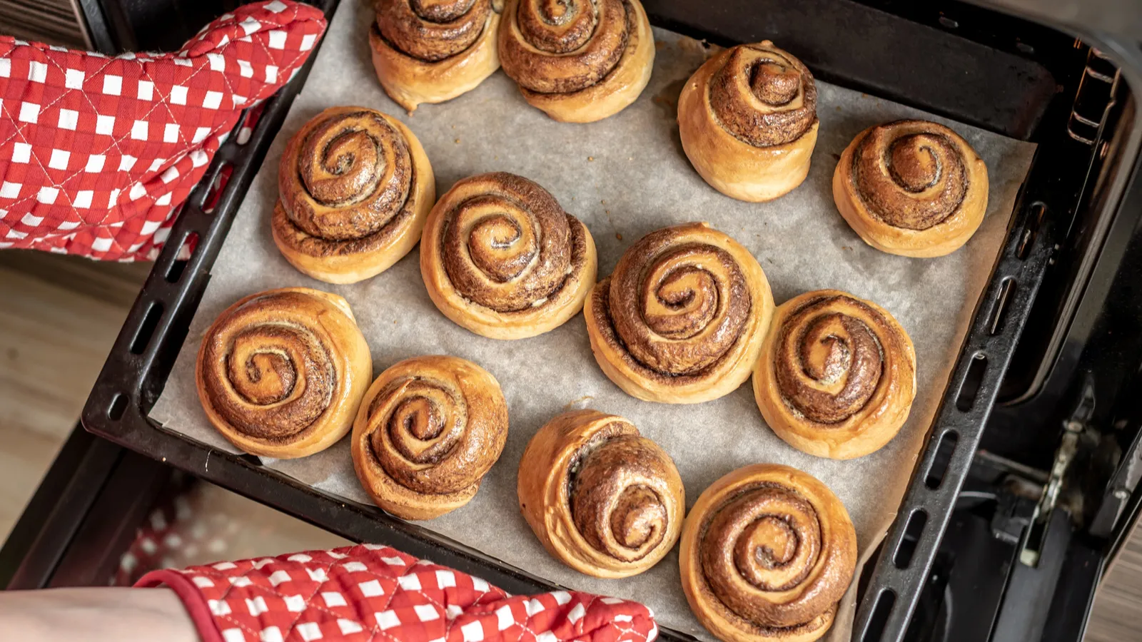 The best cinnamon roll in NYC? We tasted the most popular spots to find out
