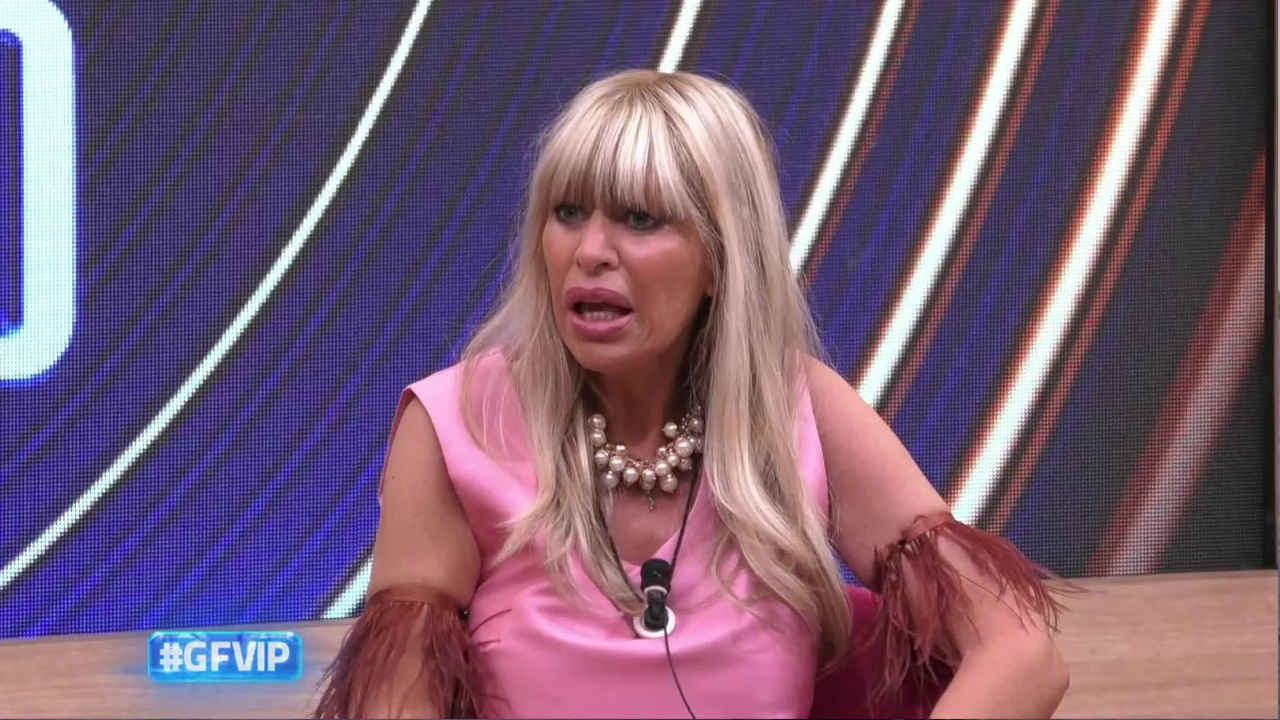 “Sono la nipote di Sophia Loren”: Alessandra Mussolini racconta la ...