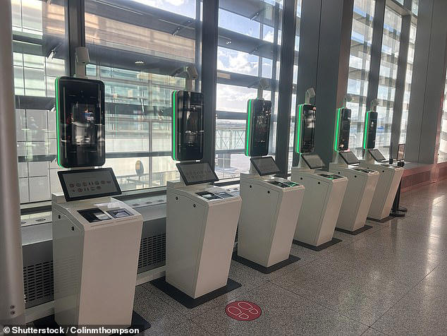 Portugal and Italy refuse to suspend controversial EU border checks ...