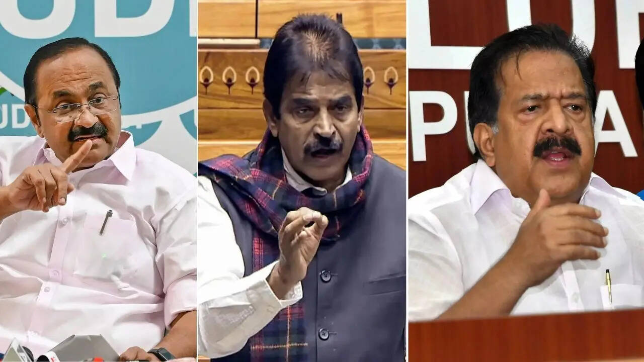 Congress camps 'flex' muscle as Kerala CM race spills onto streets