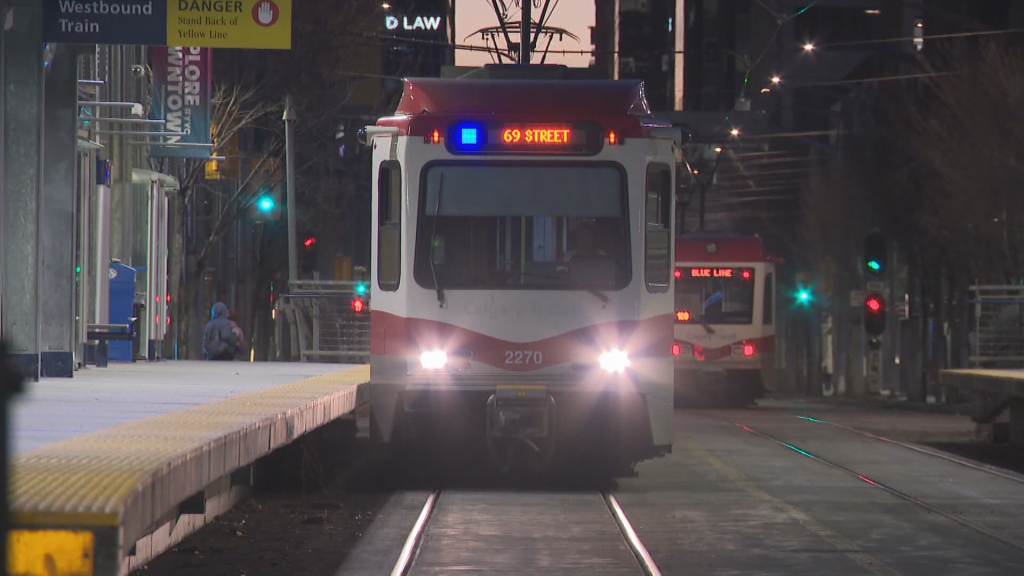 City committee endorses ending Calgary Transit’s downtown free fare zone