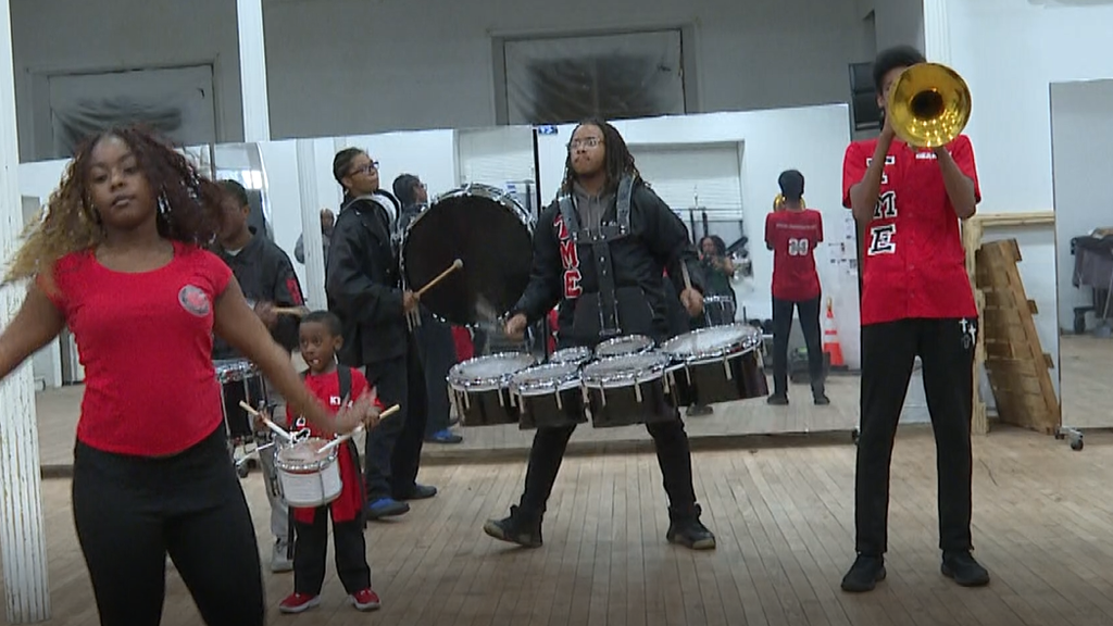 Marching Elite Foundation addresses teen troubles through music, year ...