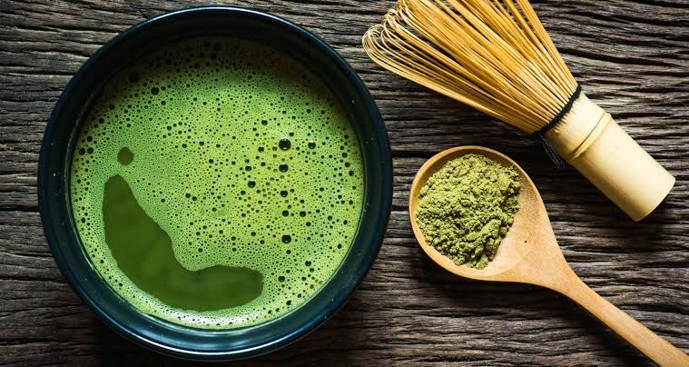 Pencinta matcha wajib tahu! Sama-sama dari Jepang, ini perbedaan matcha ...