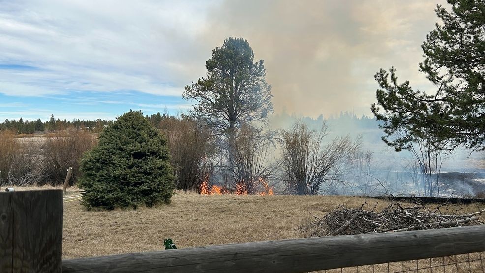 Thursday night in Oregon, Wyden and Hoyle urge early wildfire season ...