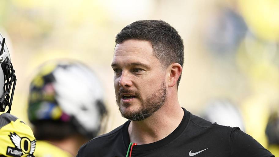 Oregon's offseason movement shifts special teams competition