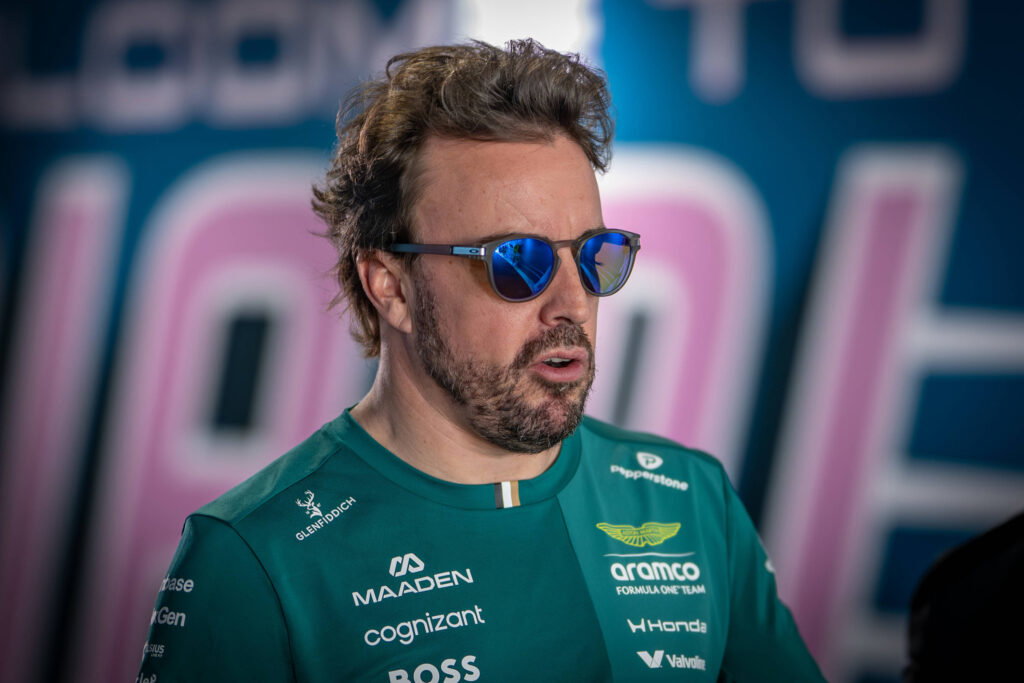 Fernando Alonso confirms retirement timeline to fans with 5-word admission