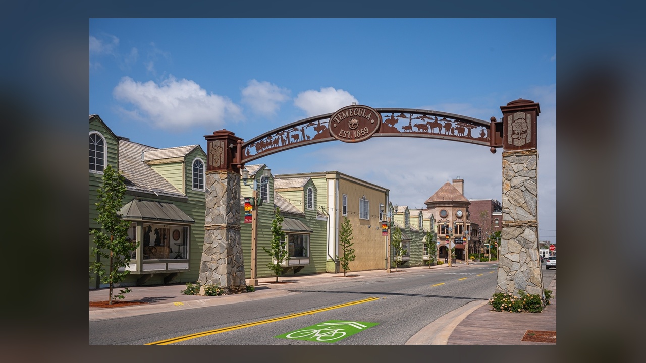 Old Town Temecula looks like an 1880s film set and somebody left the ...