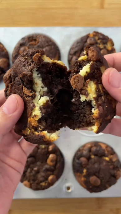 Banana chocolate cheesecake muffins with a gooey surprise