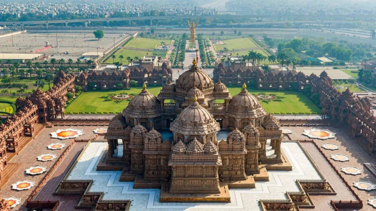 ISI-linked module planned attacks on Delhi temple, dhaba, military camp ...