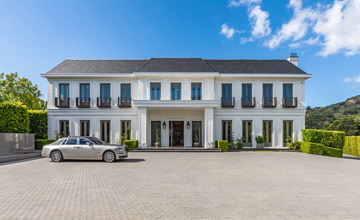 Jennifer Lopez's Beverly Hills house in photos