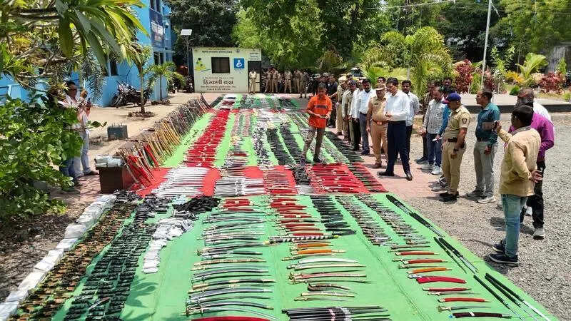 Maharashtra police seize record 4,796 sharp weapons in Nanded raid