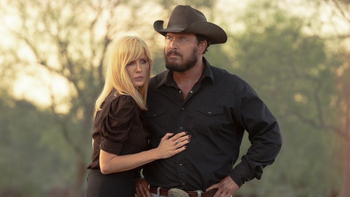 Kelly Reilly teases what happens in the 'Dutton Ranch' premiere