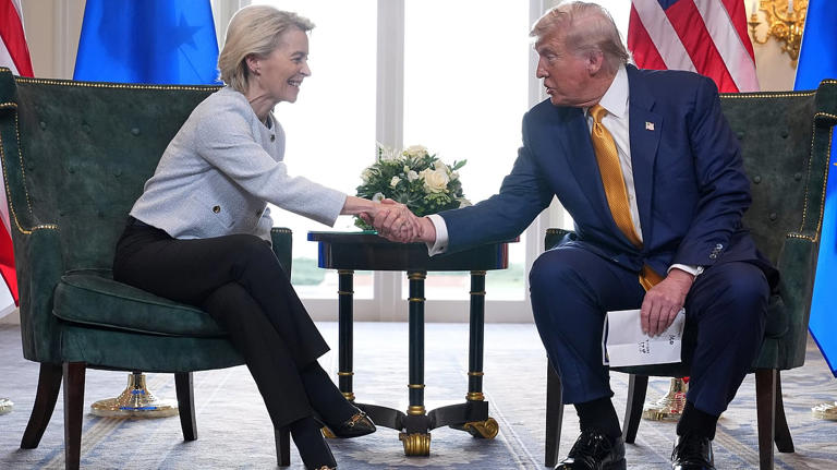 Under Trump pressure, EU eyes deal to end trade standoff