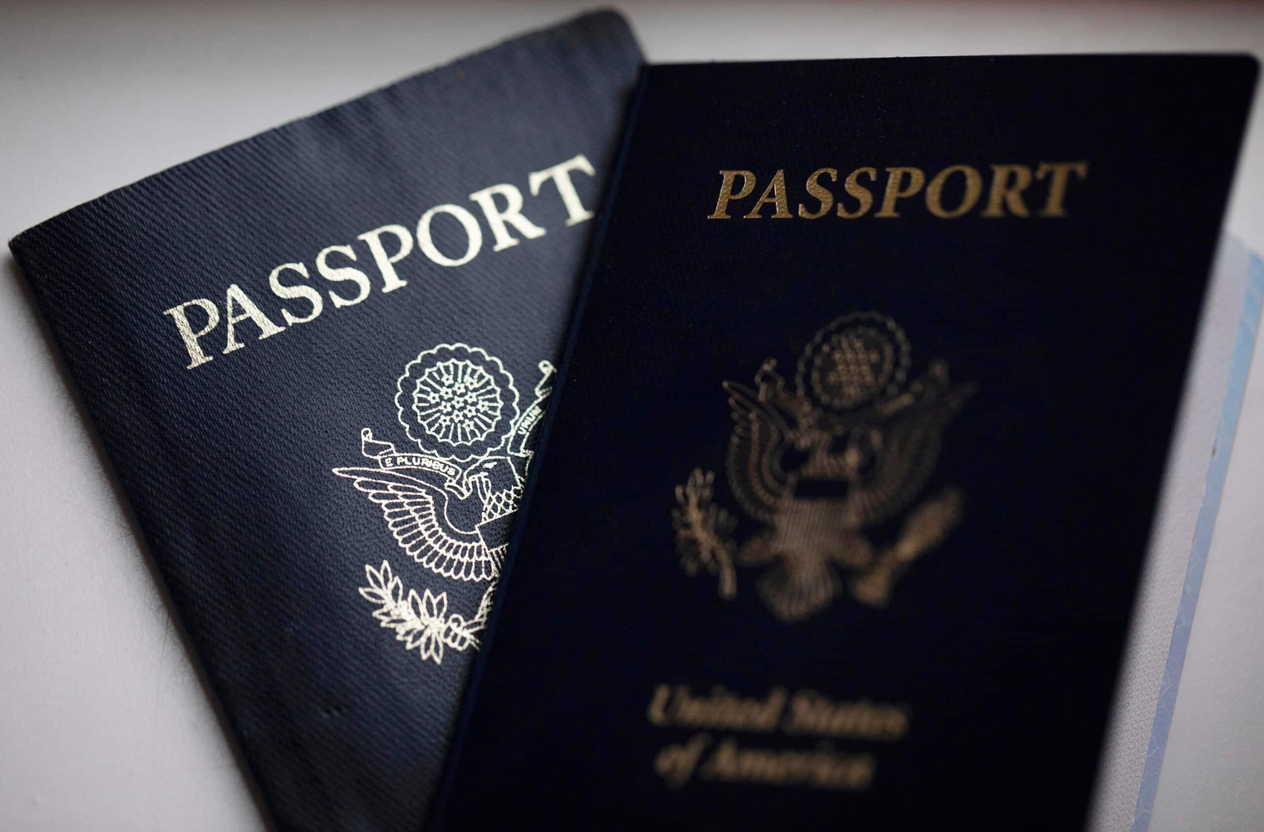 US to revoke passports for thousands of parents who owe child support