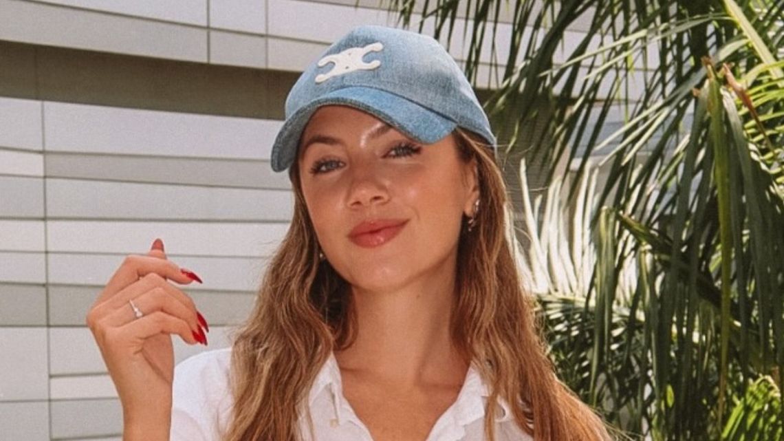 Stephanie Demner dio cátedra de estilo con el look urbano más chic del ...